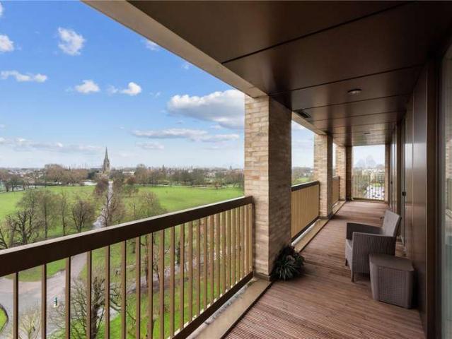 2 Bedroom Flat