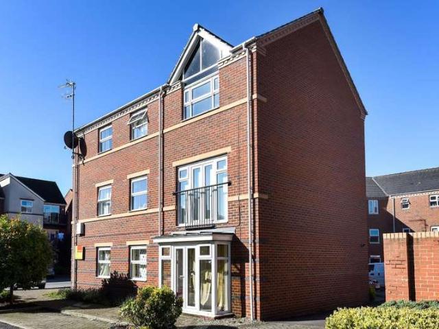 2 Bedroom Flat