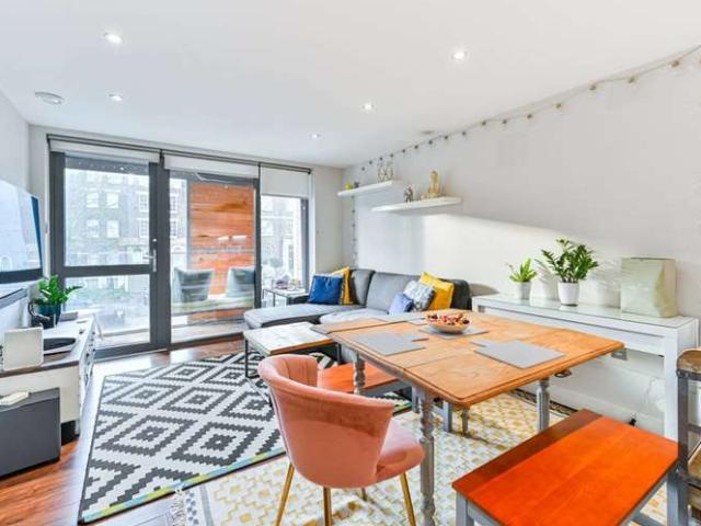 2 Bedroom Flat