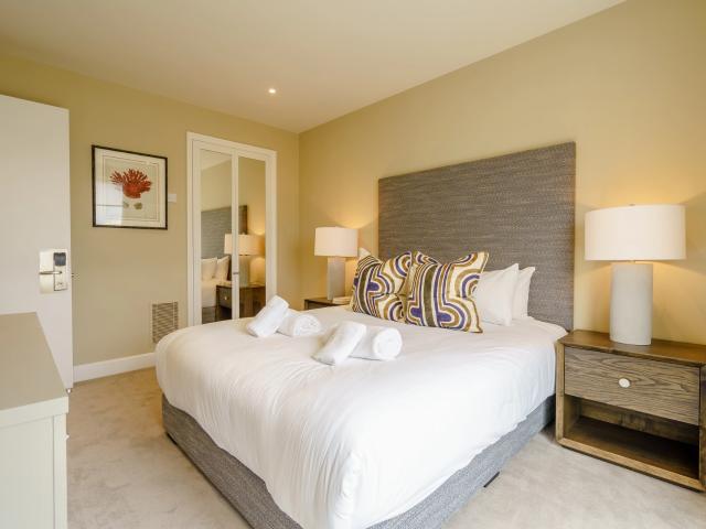 2 Bedroom Flat