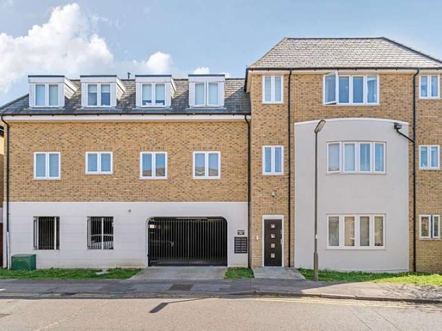 2 Bedroom Flat
