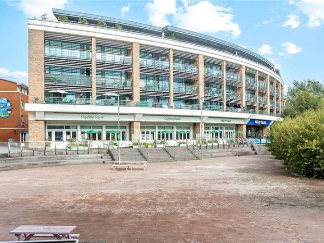 2 Bedroom Flat