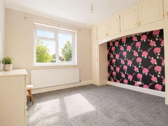 2 Bedroom Flat