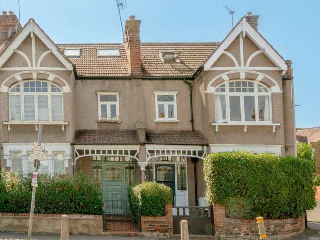 2 Bedroom Flat