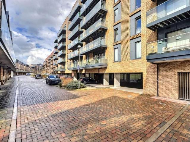 2 Bedroom Flat