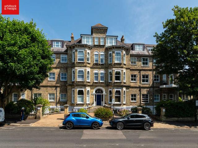 2 Bedroom Flat