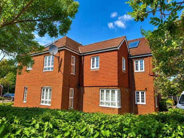 2 Bedroom Flat