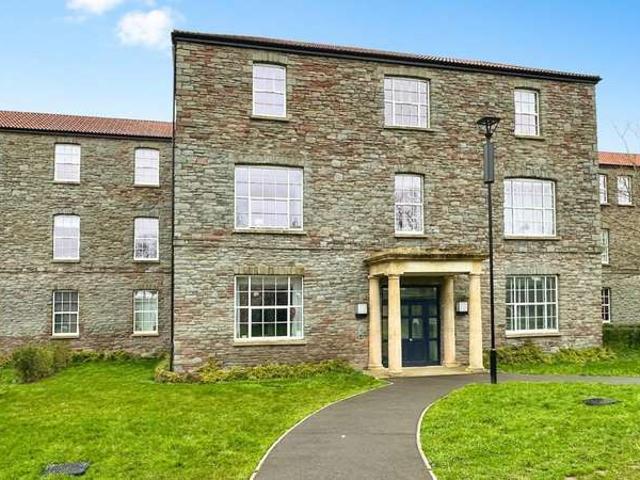 2 Bedroom Flat