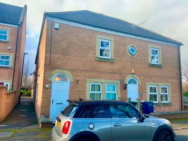 2 Bedroom Flat