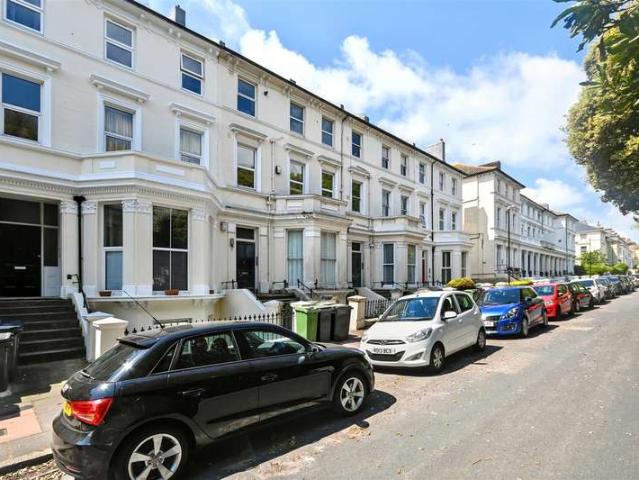 2 Bedroom Flat