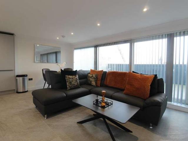 2 Bedroom Flat