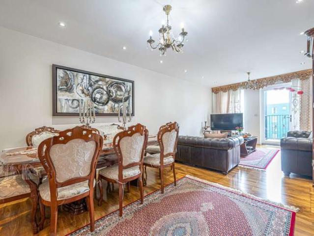2 Bedroom Flat