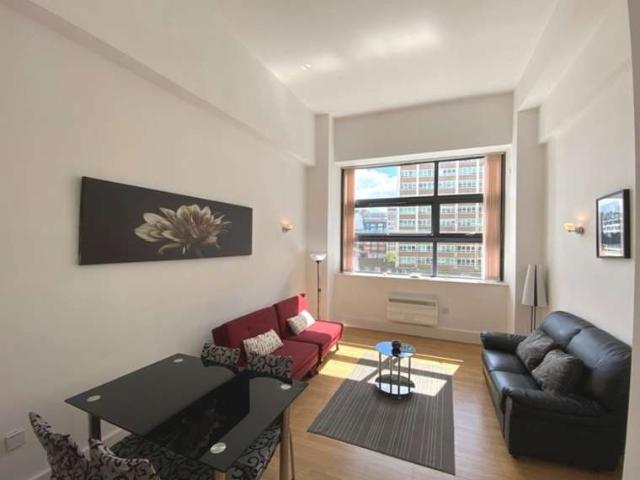 2 Bedroom Flat