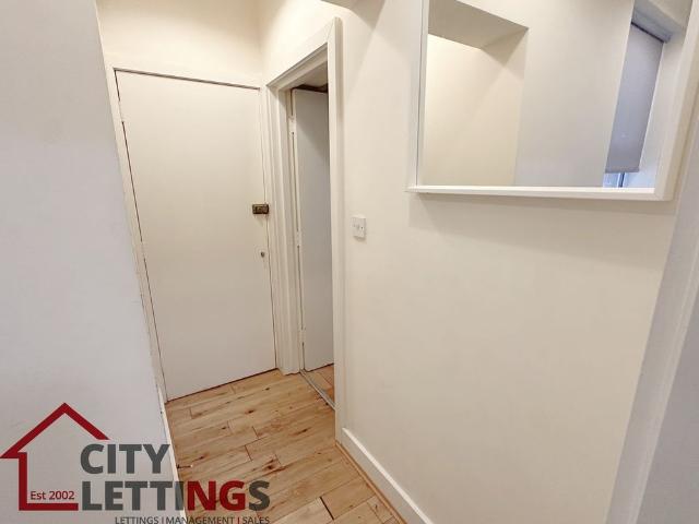 2 Bedroom Flat