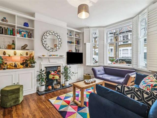 2 Bedroom Flat