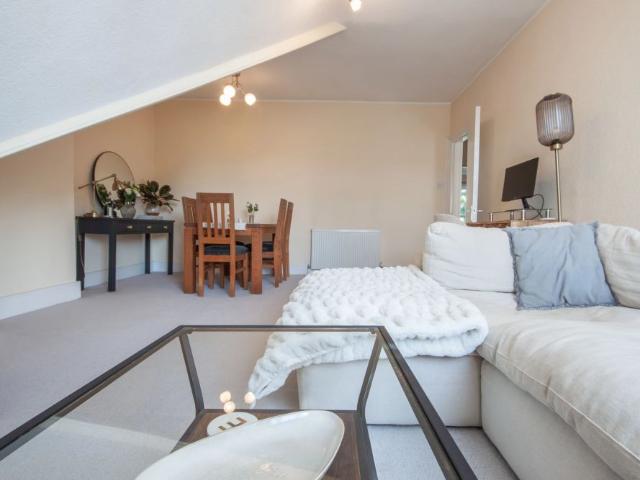 2 Bedroom Flat