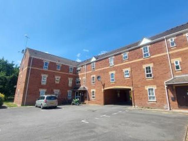 2 bedroom Flat To Let