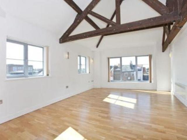 2 bedroom Flat To Let