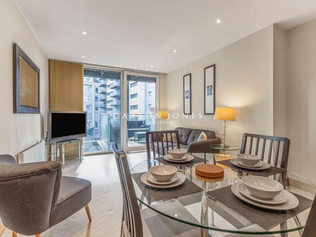 2 Bedroom Flat To Let
