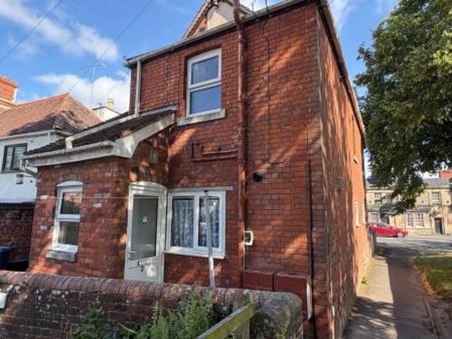 2 bedroom Flat To Let