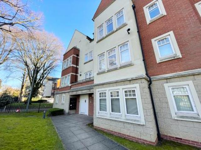 2 bedroom Flat To Let