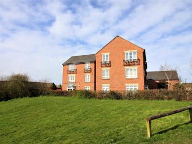 2 bedroom Flat To Let