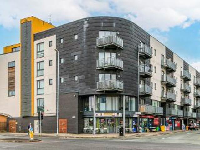 2 bedroom Flat To Let