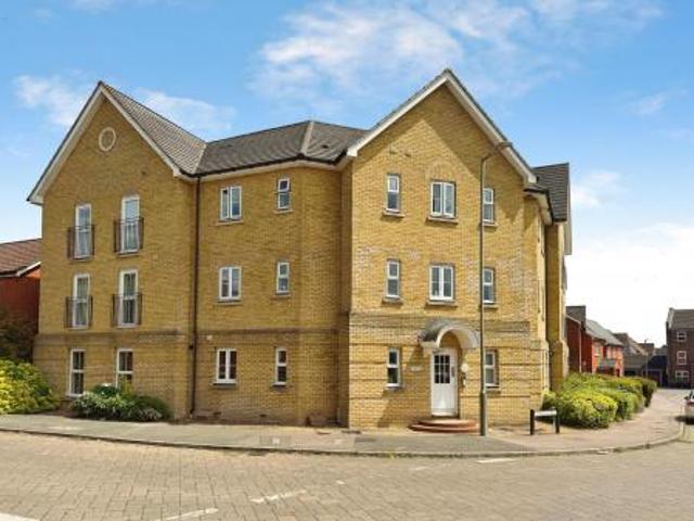 2 bedroom Flat To Let