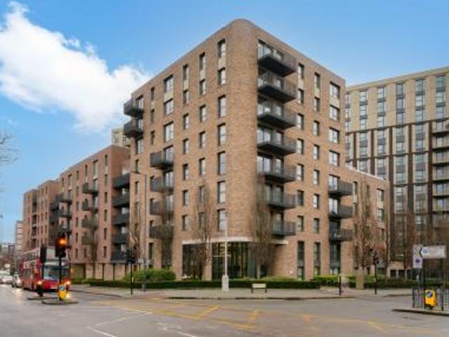 2 bedroom Flat To Let