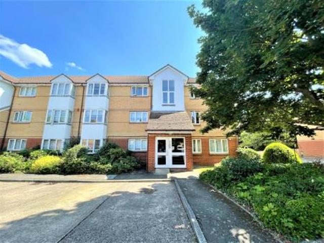 2 bedroom Flat To Let