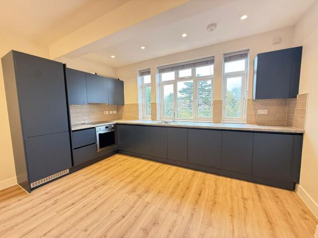 2 Bedroom Flat To Let