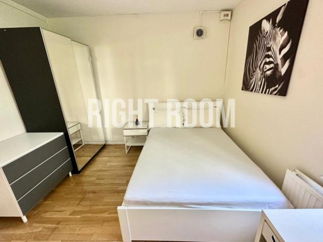 2 bedroom Flat to let 2 Bedroom Flat,Turnbull House, Windsor Street, N1 8QF