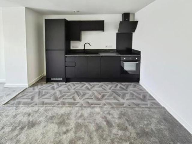 2 bedroom Flat To Let