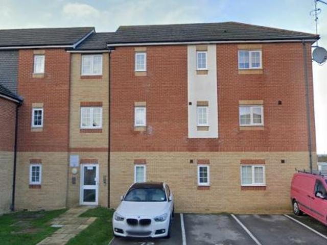 2 bedroom Flat To Let