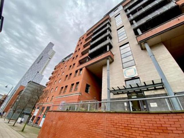 2 bedroom Flat To Let