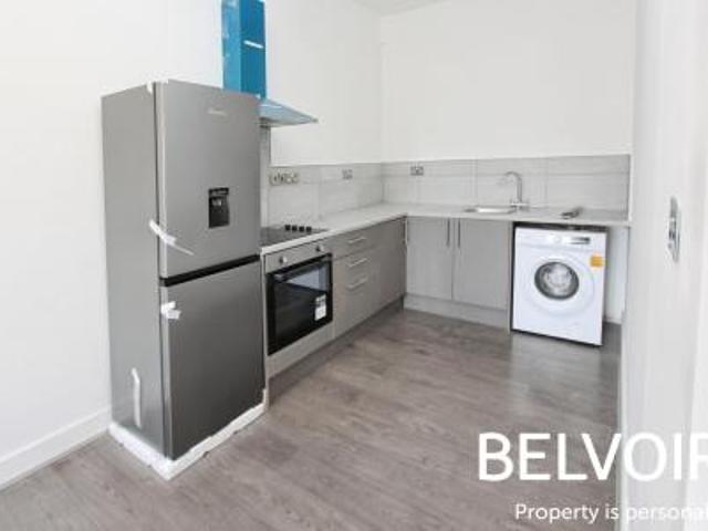 2 bedroom Flat To Let