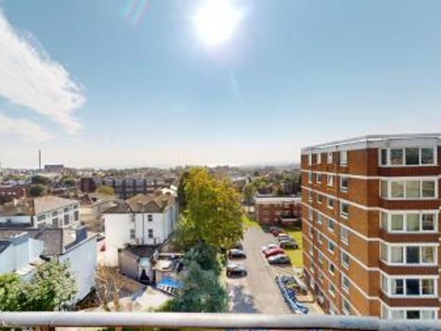 2 bedroom Flat To Let