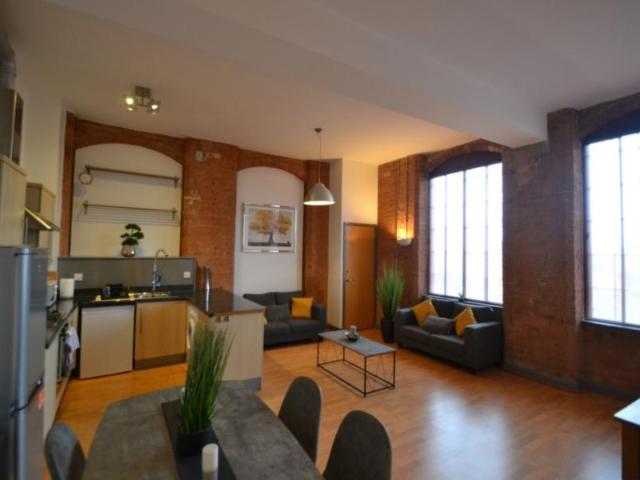 2 bedroom Flat To Let