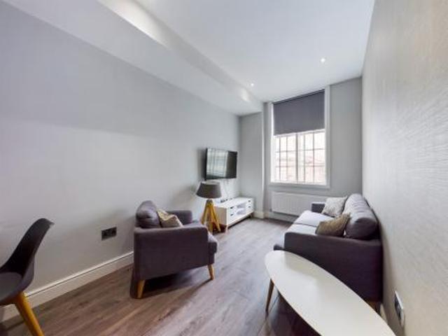 2 bedroom Flat To Let