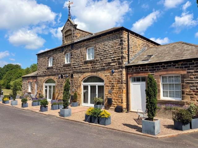 2 Bedroom Flat To Let