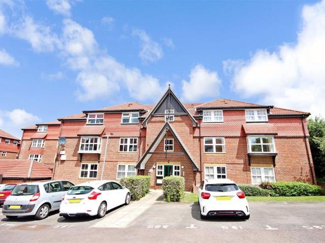 2 bedroom Flat to let