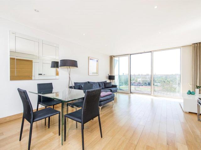 2 Bedroom Flat To Let