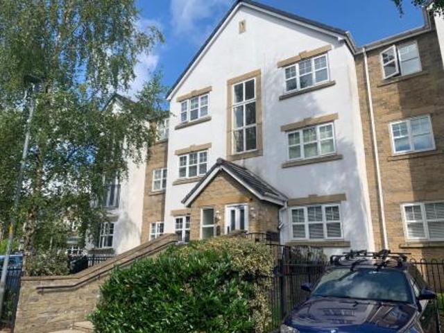 2 bedroom Flat To Let
