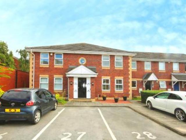 2 bedroom Flat To Let