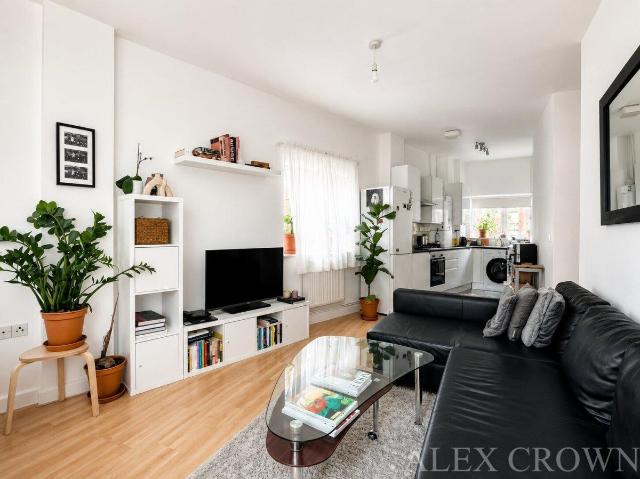 2 Bedroom Flat To Let