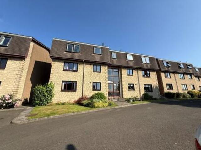2 bedroom Flat To Let