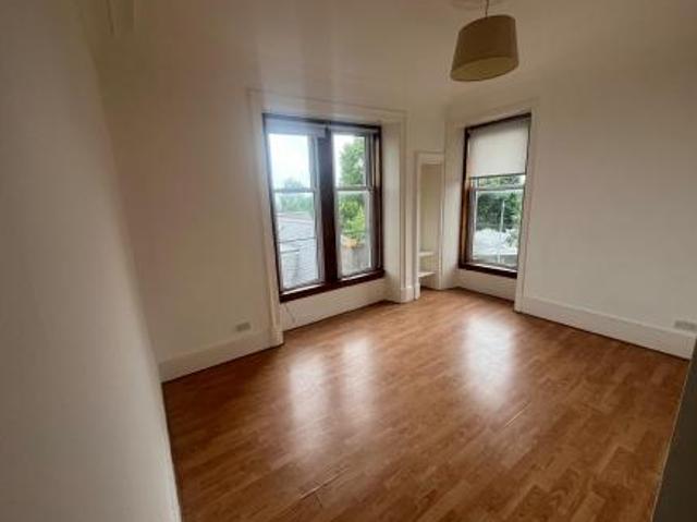 2 bedroom Flat To Let