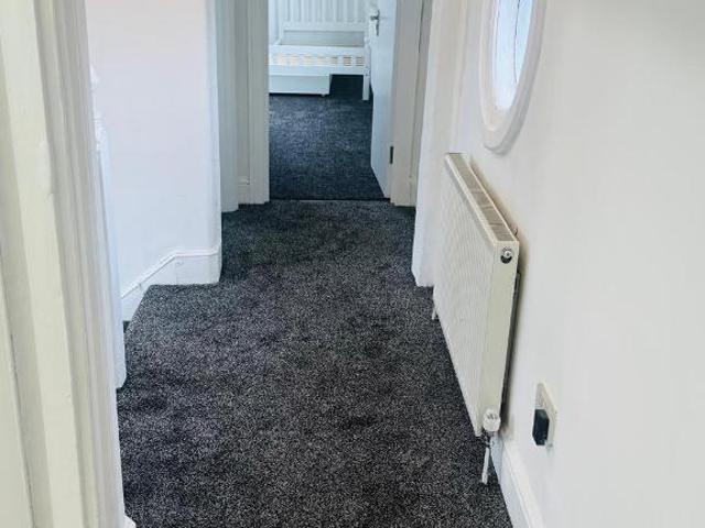 2 Bedroom Flat To Let