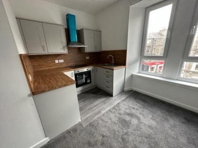 2 bedroom Flat To Let
