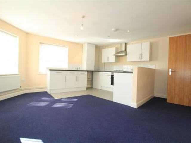 2 bedroom Flat To Let
